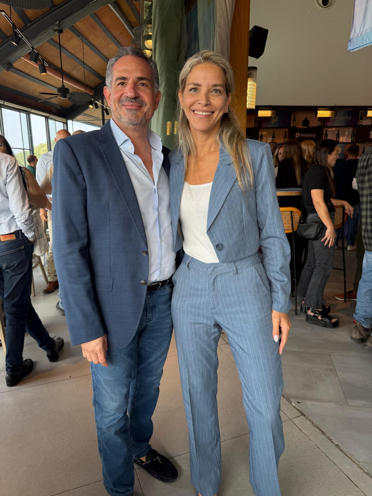 חיבור חדש בין Gentrix.ai ו-Priority מאפשר למלונות להציע לאורחים תהליך הזמנה מלא בשיחה אחת פשוטה